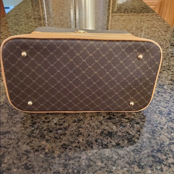 Rioni | Bags | Rioni Moda Italia Dome Bag | Poshmark